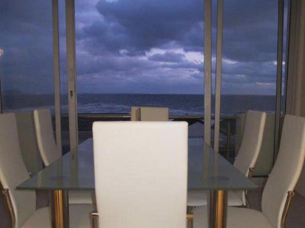 Ocean Edge Apartments - 허머너스