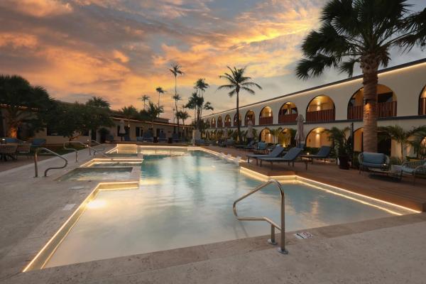 Voco Surfside Aruba By Ihg - Aruba
