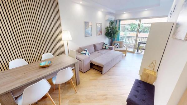 118e - Agréable 2p Climatisé Central Avec Terrasse - Menton