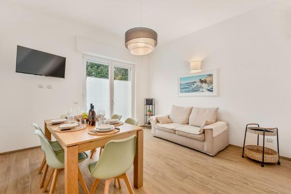 Golden Luxe - 3 Suites In The Sea Luxe Apartment - Viareggio