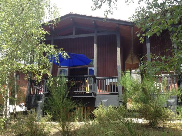 Chalet Dans La Pinède 158 Avenue De Maubuisson - Carcans