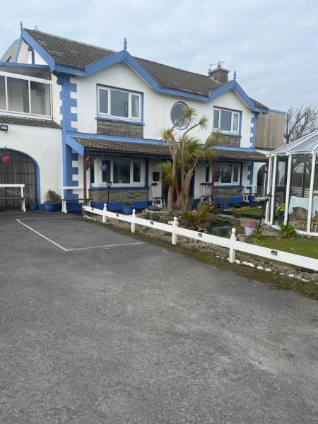 Two Bedroom Apartment - Lahinch