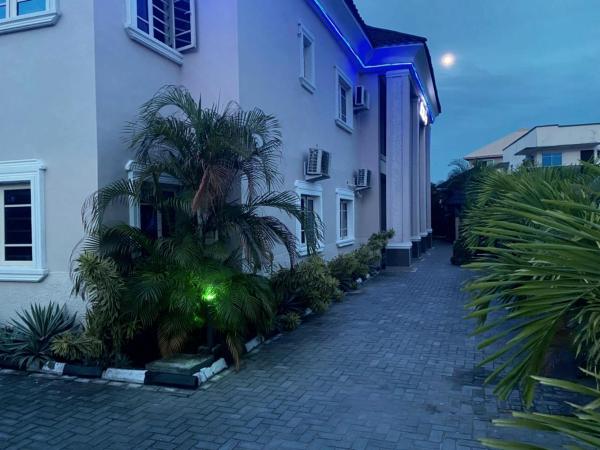 G8 Luxury Hotel's - Nigeria