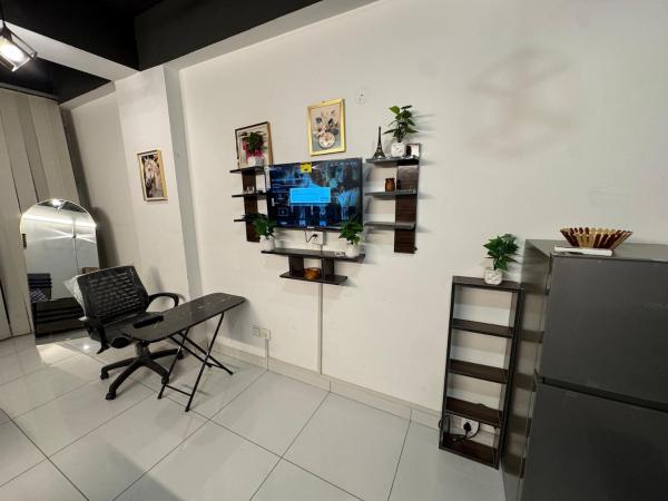 Stylish & Cozy Prime Appartement Couple Friendly - Lahore