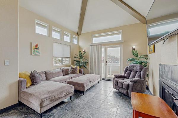 Great Balboa Penninsula Home Ii - Newport Beach, CA