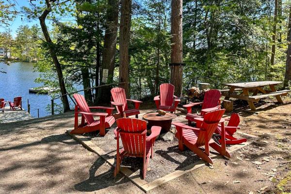 Lakefront Escape W/ Dock, Water Toys & Grill - Maine