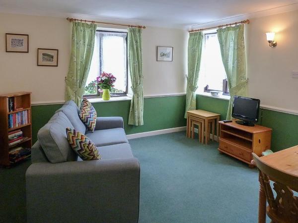 Juniper - 28060 - Devon