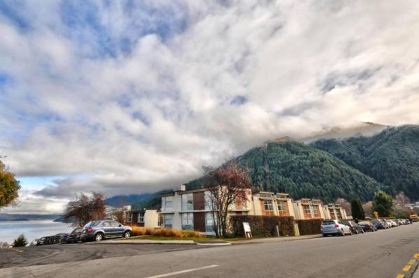 Fantastic Central Apartment A Short Walk To Town! - Queenstown