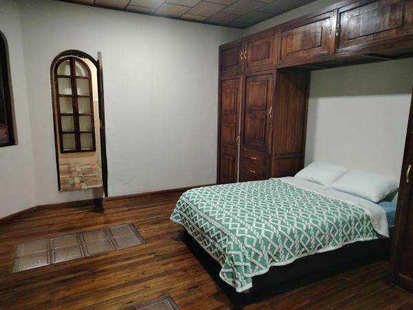 La Casa Guayaca - Cuenca