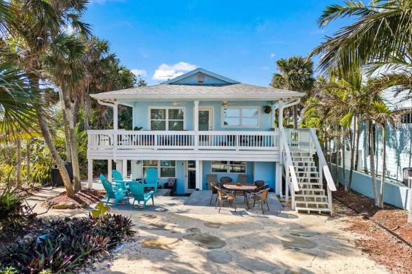 111 S Atlantic Ave - Cocoa Beach, FL