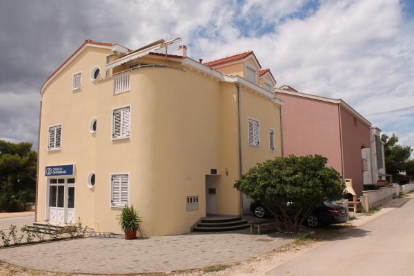 Apartments Dalmata Biograd - Kroatien