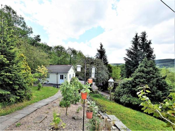 1 Bed In Aberdare Oc-82906 - South Wales