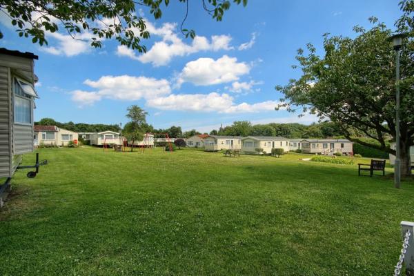 The Poplars - Cromer