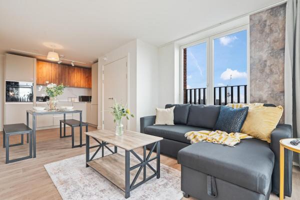 #136 City Stay Near Bullring & New Street-sleeps 6-perfect For Contractors And Families - 莫弗特