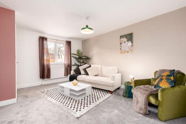Perfect Booking Private Garden & Large Parking - Tewkesbury