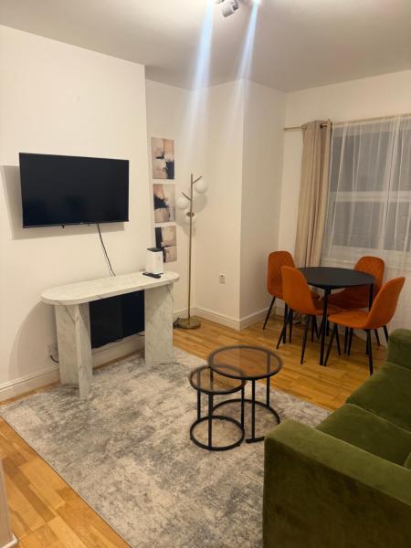 Coutsons Earls - Chelsea