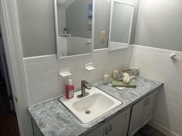 Serene 4beds 2baths Home - Concord, MA