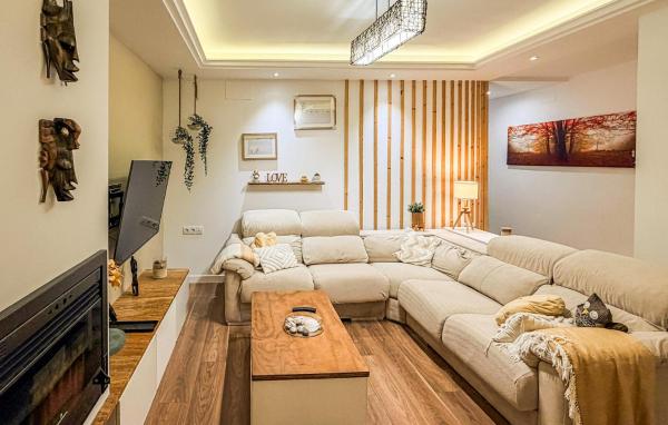 2 Bedroom Nice Apartment In Conil De La Frontera - El Palmar de Vejer