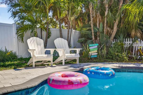 Steps To Beachtiki Barheated Poolfun! - Indian Rocks Beach, FL
