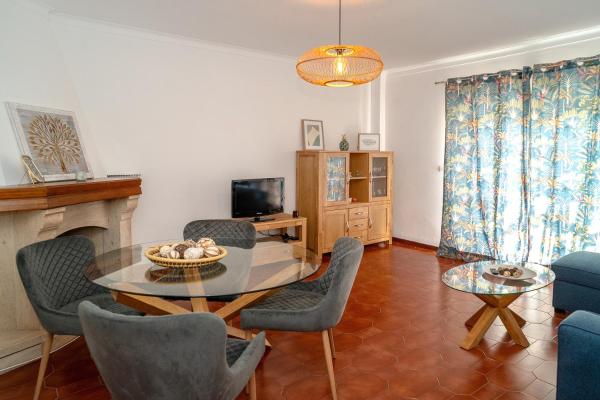 Dolceplace - Apartment Near The Beach With Balcony & Sea View - Azeitão