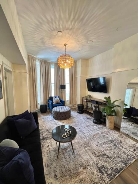 Dearborn Duplex L Sleeps 10 L Free Parking - Cícero, IL