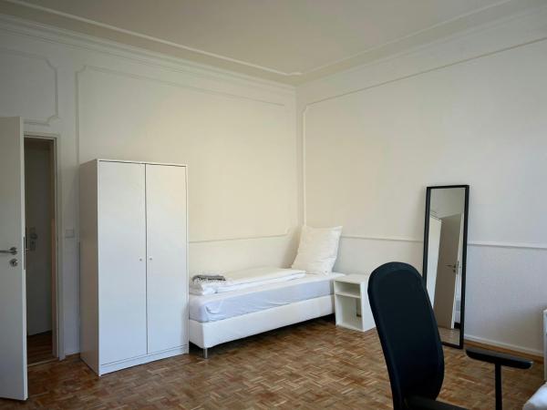 Central And Spacious Apartment For 6 - Taunusstein