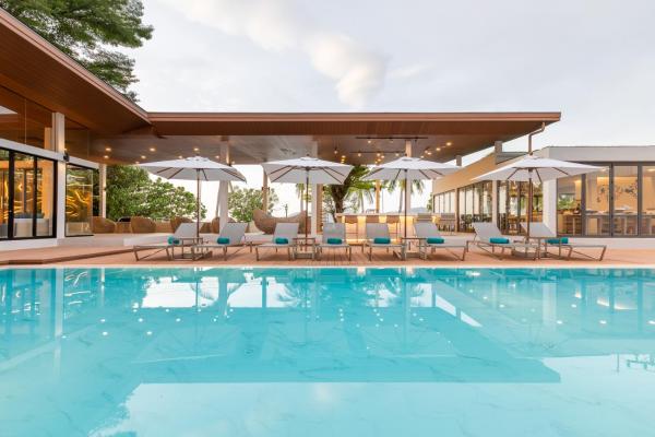 Liv Hotel Phuket Patong Beachfront - Karon Beach