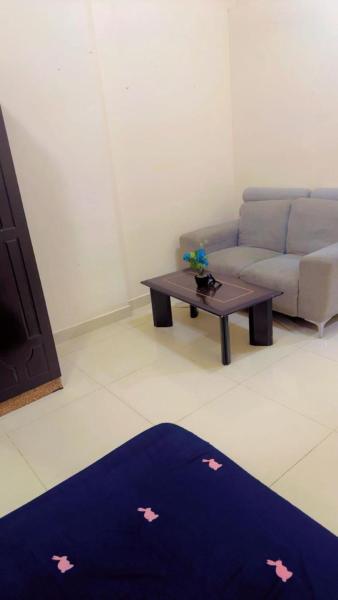 Fully Furnished Room-al Mahattah, Sharjah - Sharjah