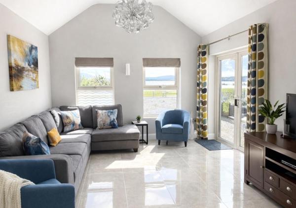 Maries House Doohoma Head Peaceful Luxury Coastal Retreat Sea Beach Achill Views Wild Atlantic Way Erris Mayo Ireland Sleeps 10 - Achill Island