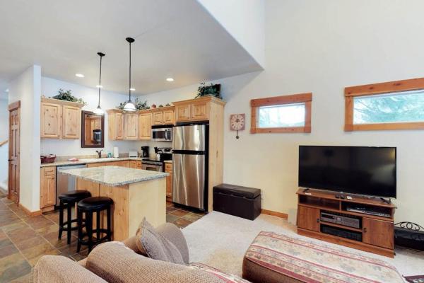 Mccall Golf Condo - Pool Courts & Patio - McCall, ID