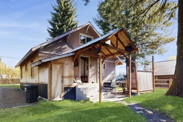 Cozy Lofted Cottage 1 Miles To Downtown - McCall, ID