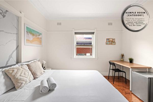 Comfortable & Affordable Stay In Padstow - Queen Room Retreat - Shared Bathroom - Sutherland