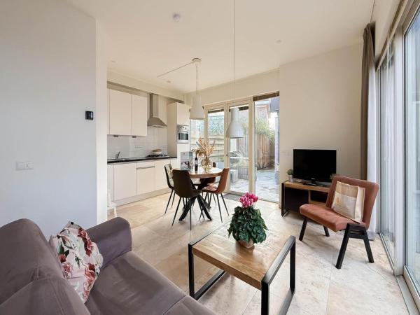Beach House On Egmond Boulevard - Egmond aan Zee