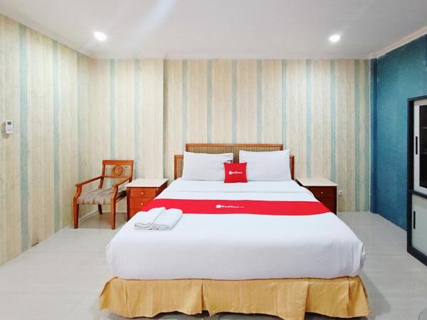 Reddoorz At Hotel Istana Permata Ngagel Surabaya - Surabaya