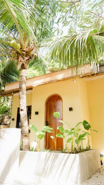 Okaeri House Cliff-view Cozy Home, Walk To Town - El Nido