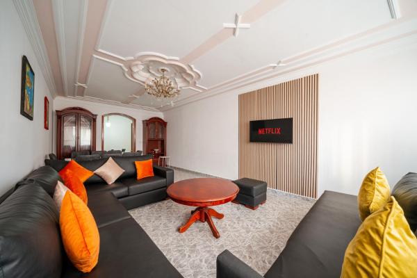 Spacious Apartment 1 Min From Beach - Tánger