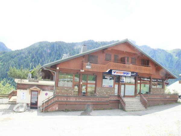 Apartment In Petit Châtel Near Cable Car - Châtel