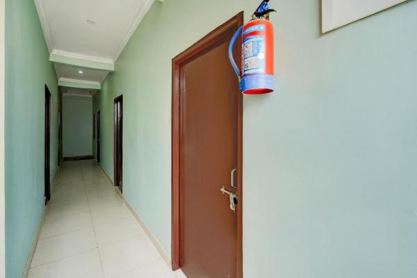 Spot On Hotel Dream Town - Lucknow