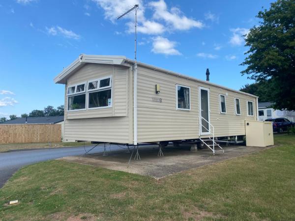 Static Home Sleeps 6 -