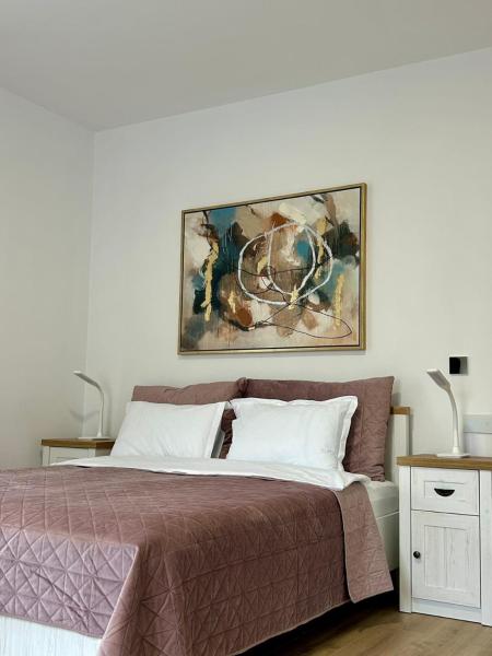 Theo House One - Sybin