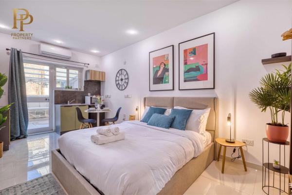 Studio With Terrace 2 Min From The Sea Sliema - Valletta, Malta