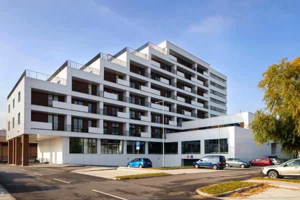 Arena Lake Apartment - Vivo & City W Free Parking - Pozsony