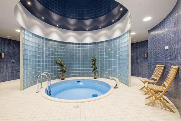 Elegantne Tuba Kahele Twin Viljandi Grand Hotellis! - Estônia