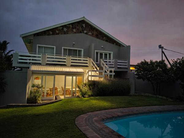 Moments Guesthouse, Kleinmond - Kleinmond