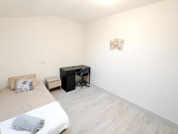 Escale Pro Techlid - 2 Min A6 - Parking - Fibre - Lyon