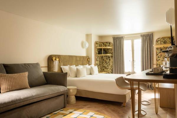 Hotel De Nell - Les Lilas