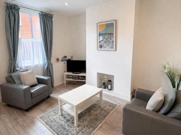 Midsummer Cottage - 2br, Heart Of Town, Patio, Parking - Stratford-upon-Avon