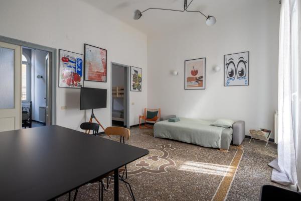 C-44 Historic Stairway Authentic Charming Apartment With Aircon In Historic Building Up To 6ppl Newly Renovated - La Spezia