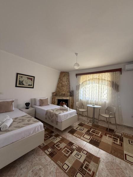 Merkaj House - Berat