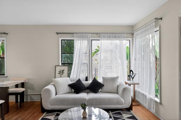 Cozy House Next To Ucla, Santa Monica - Los Angeles, CA